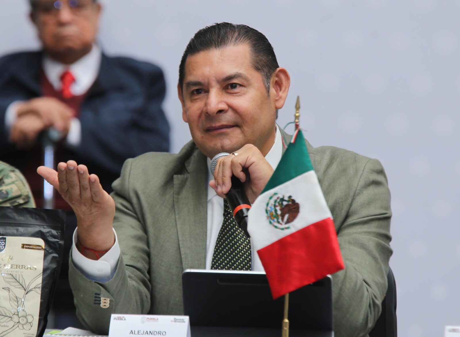 Anuncia Armenta gira comercial a Berlín y Phoenix – Capital Puebla